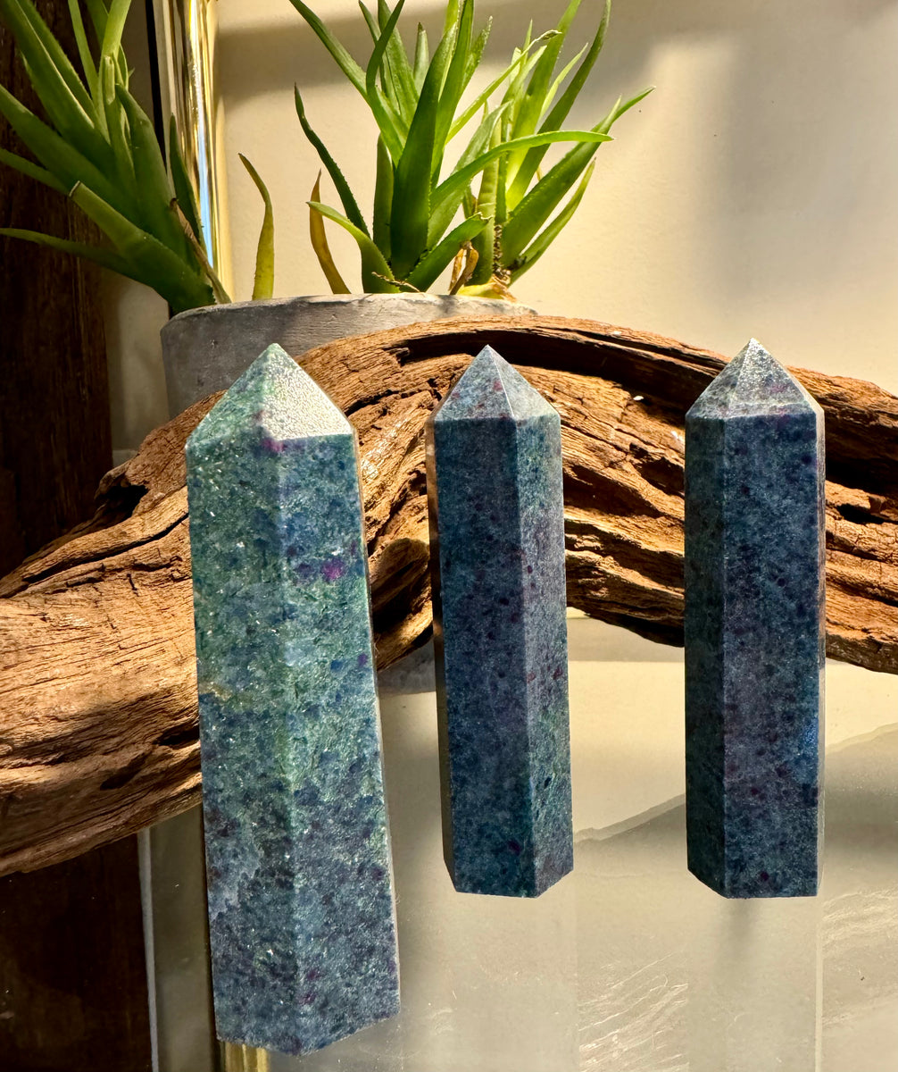 Ruby Kyanite Tower – true-art.ca